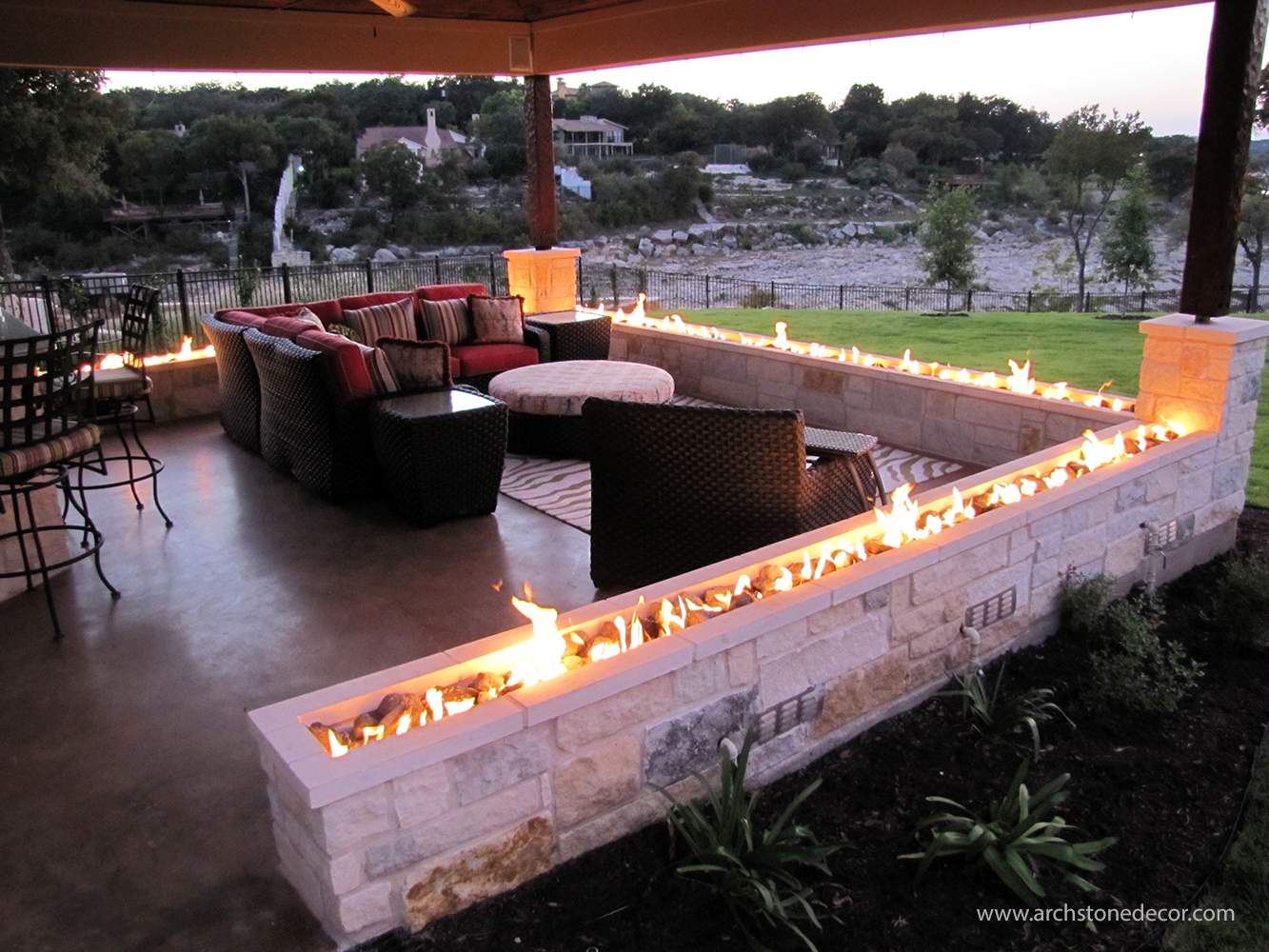 16 Hot Fire Pits in 2024!